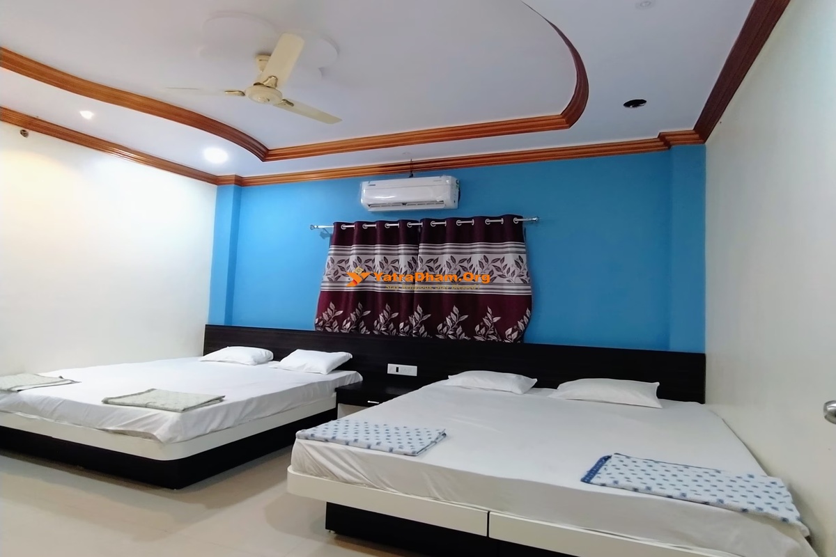 Trilokeshwar Mahadev Guest House Ujjain - Book Room