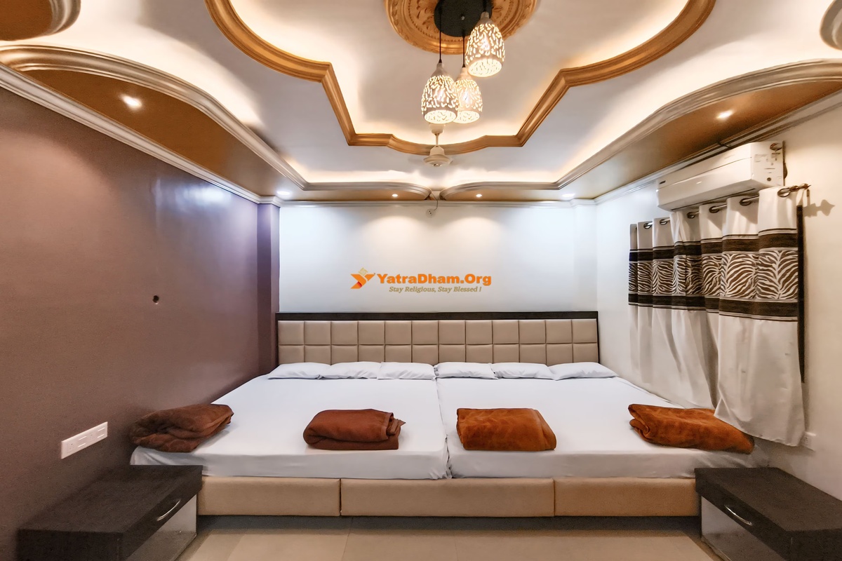 Trilokeshwar Mahadev Guest House Ujjain - Book Room
