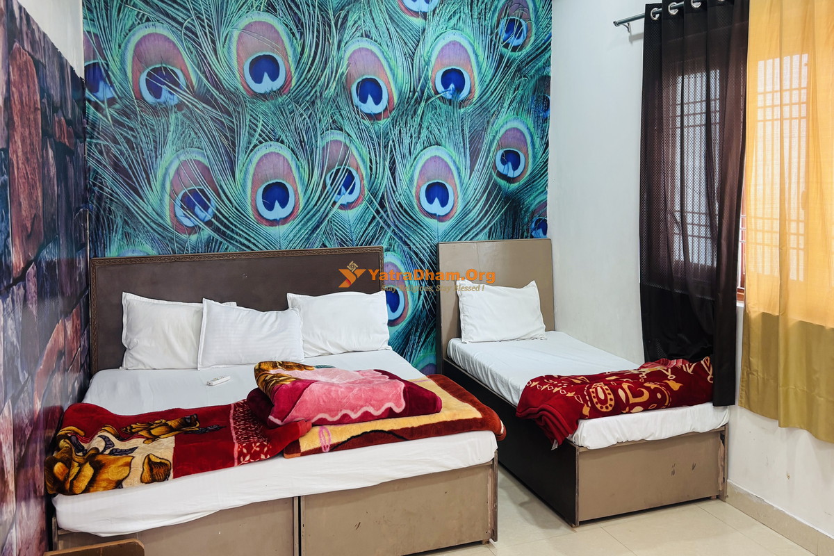 Triveni Devi Hetram Agarwal Seva Sadan Vrindavan | Book Now