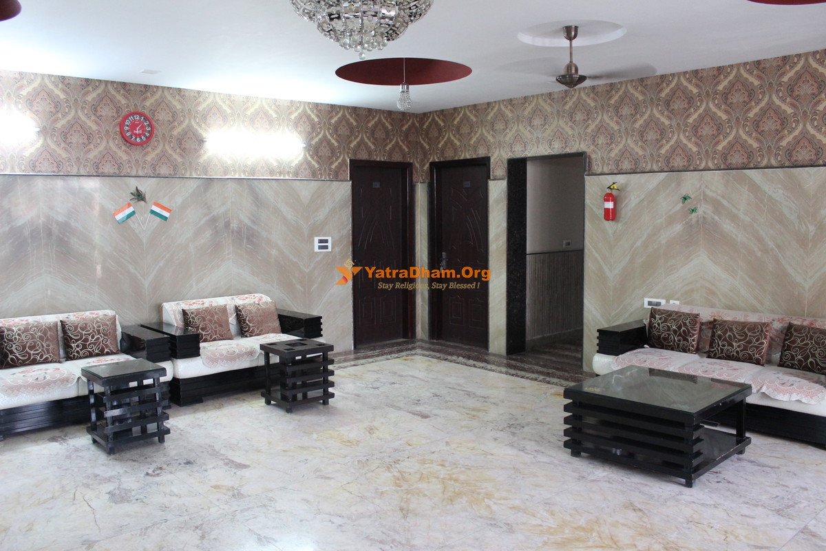 Shri Radha Damodar Dham (Near Prem Mandir) Dharamshala Booking