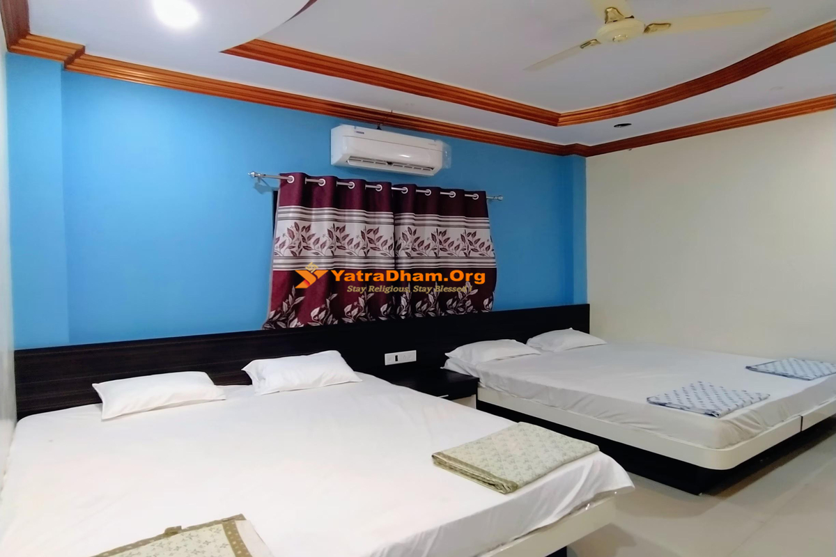 Trilokeshwar Mahadev Guest House Ujjain - Book Room